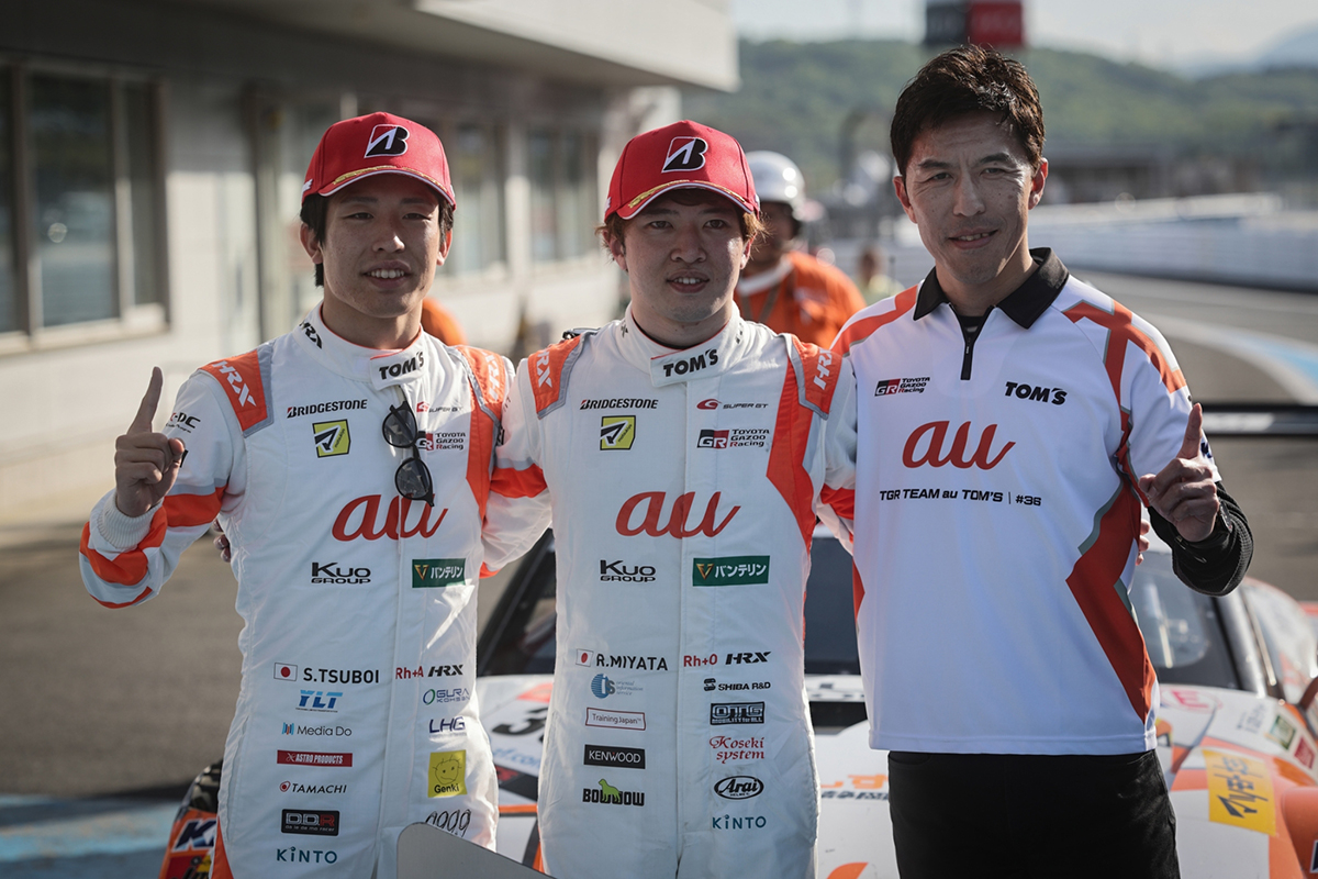 TOM'S RACING TEAM