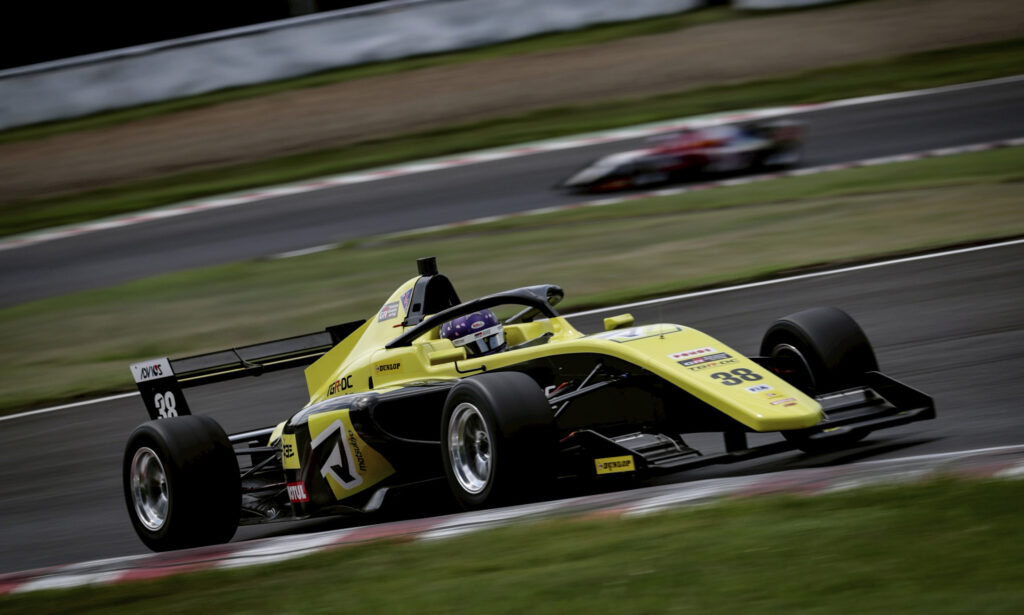2025 FORMULA REGIONAL JAPANESE CHAMPIONSHIP Round4 レースレポート | TOM'S ...